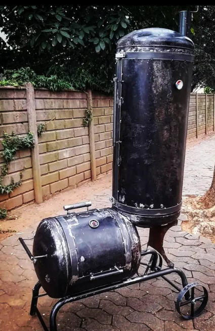 Vertical Offset Fire Box – Big George Custom Smokers