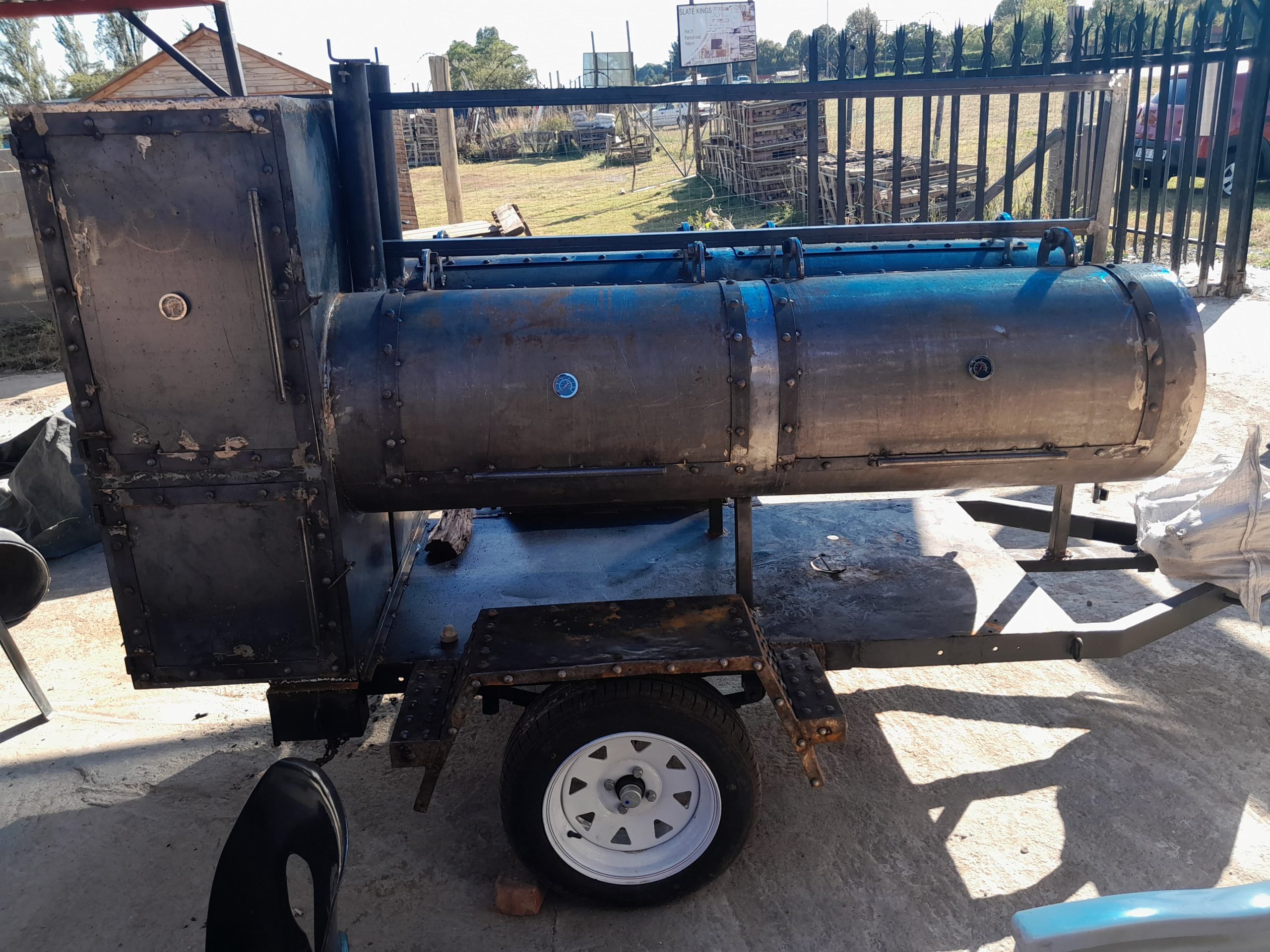 Trailer Custom Range – Big George Custom Smokers